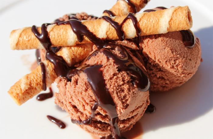 Las mejores salsas para cubrir helados